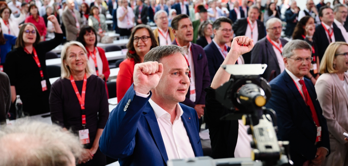 Zusammenhalt – Innen und Außen – VON ALEXANDER KAISER - Die Zukunft